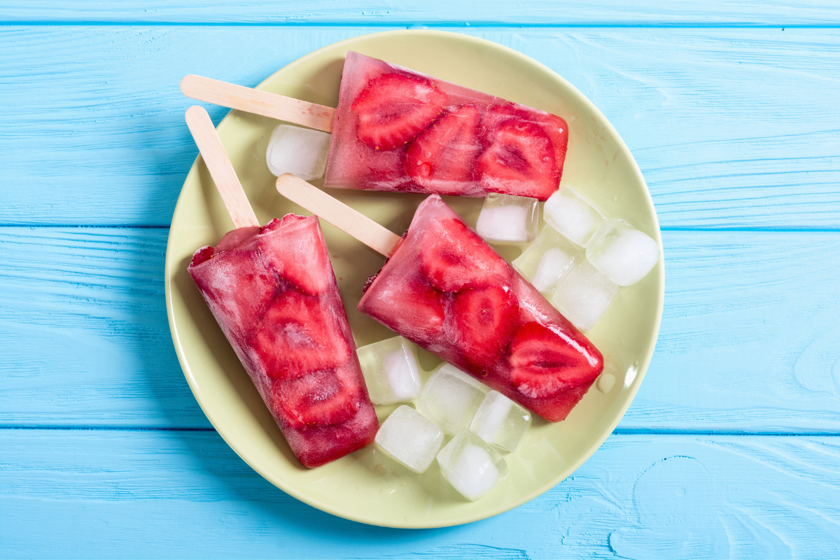 Strawberry Lemonade Magnesium Popsicles – ITL Health